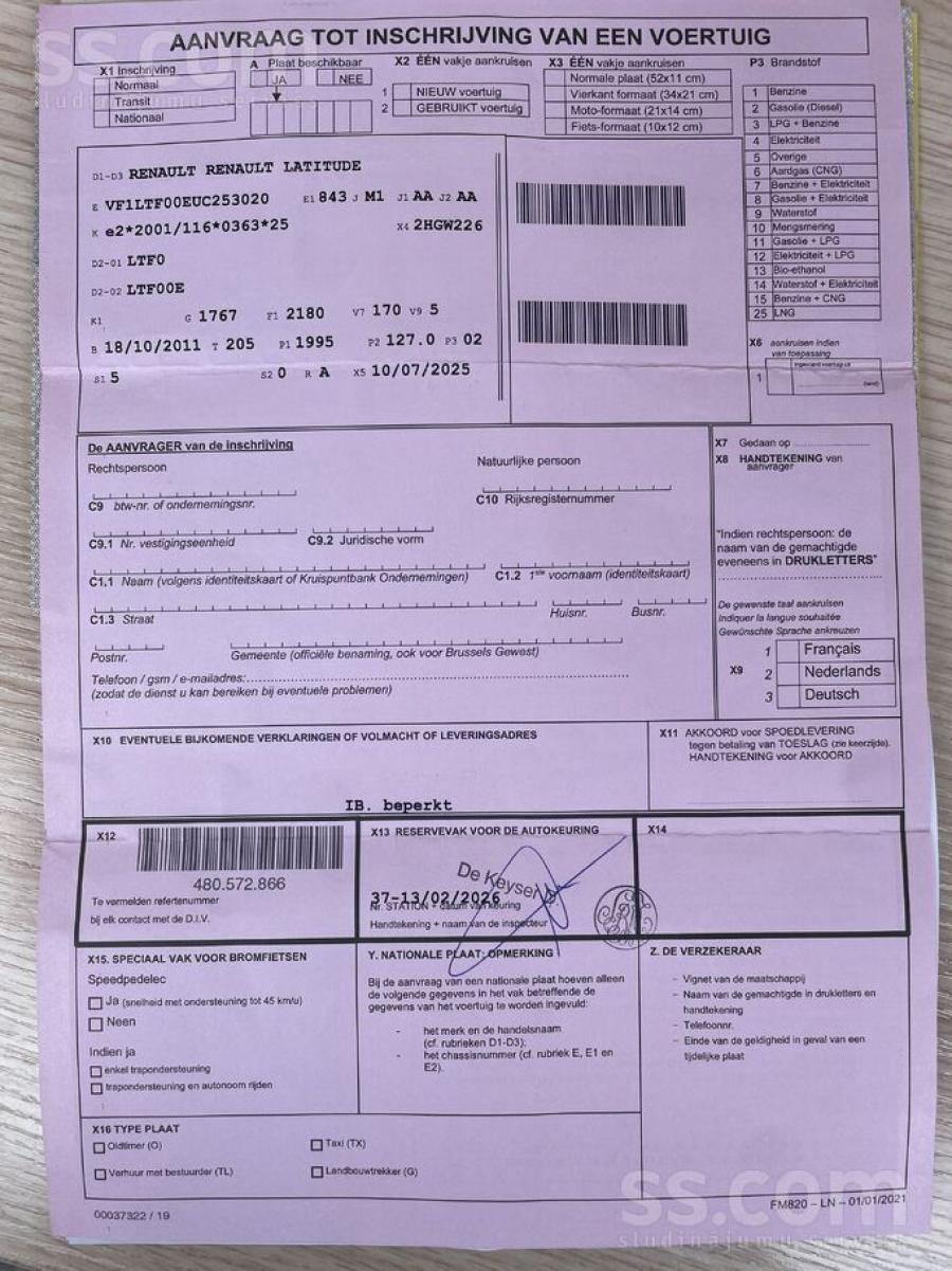 Black Renault Latitude 2011 in Riga, with an engine capacity of 2.00 L and mileage of 252 thousand km for 3500 €, photo 35 on AUTOMOTO.COM.LV