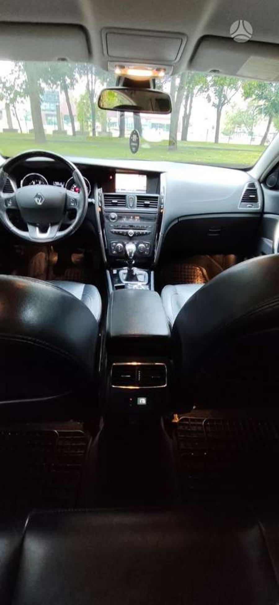 Melns Renault Latitude 2011 Klaipėda, ar dzinēja tilpumu 2.00 L un nobraukumu 295 tūkst. km par 3650 €, foto 14 vietnē AUTOMOTO.COM.LV