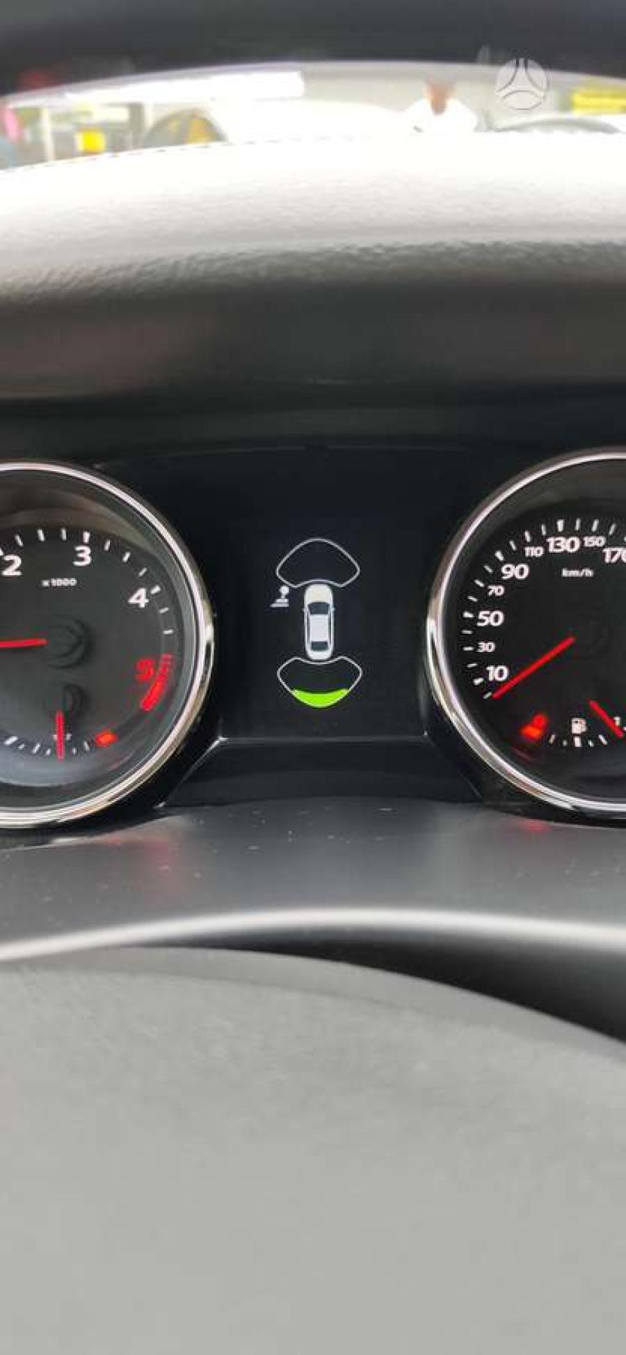 Melns Renault Latitude 2011 Klaipėda, ar dzinēja tilpumu 2.00 L un nobraukumu 295 tūkst. km par 3650 €, foto 32 vietnē AUTOMOTO.COM.LV