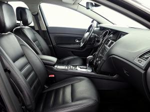 Melns Renault Latitude 2011 Tallina, ar dzinēja tilpumu 2.00 L un nobraukumu 287 tūkst. km par 3199 €, foto 7 vietnē AUTOMOTO.COM.LV