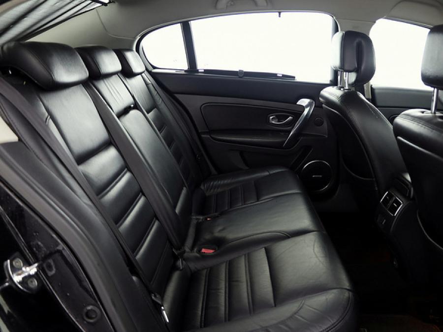 Melns Renault Latitude 2011 Tallina, ar dzinēja tilpumu 2.00 L un nobraukumu 287 tūkst. km par 3199 €, foto 8 vietnē AUTOMOTO.COM.LV