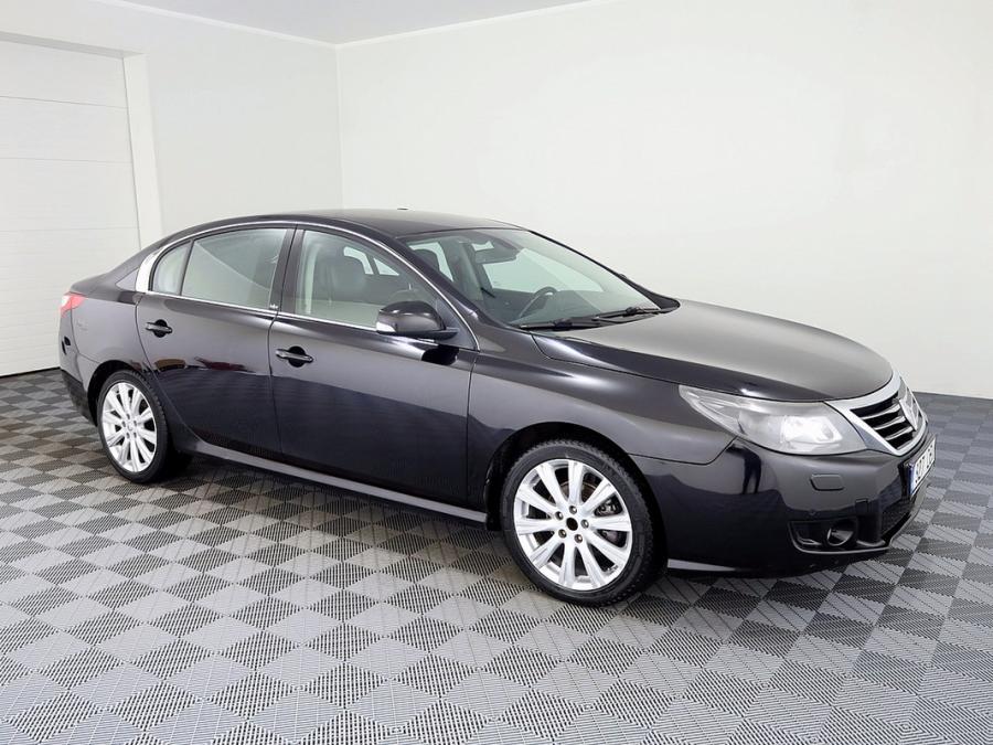 Melns Renault Latitude 2011 Tallina, ar dzinēja tilpumu 2.00 L un nobraukumu 287 tūkst. km par 3199 €, foto 11 vietnē AUTOMOTO.COM.LV