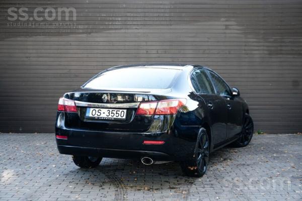Renault Latitude 2011 in Riga on AUTOMOTO.COM.LV Black Renault Latitude 2011 in Riga, with an engine capacity of 2.00 L and mileage of 253 thousand km for 3900 €, photo 4 on AUTOMOTO.COM.LV