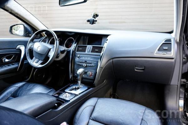 Renault Latitude 2011 in Riga on AUTOMOTO.COM.LV Black Renault Latitude 2011 in Riga, with an engine capacity of 2.00 L and mileage of 253 thousand km for 3900 €, photo 6 on AUTOMOTO.COM.LV