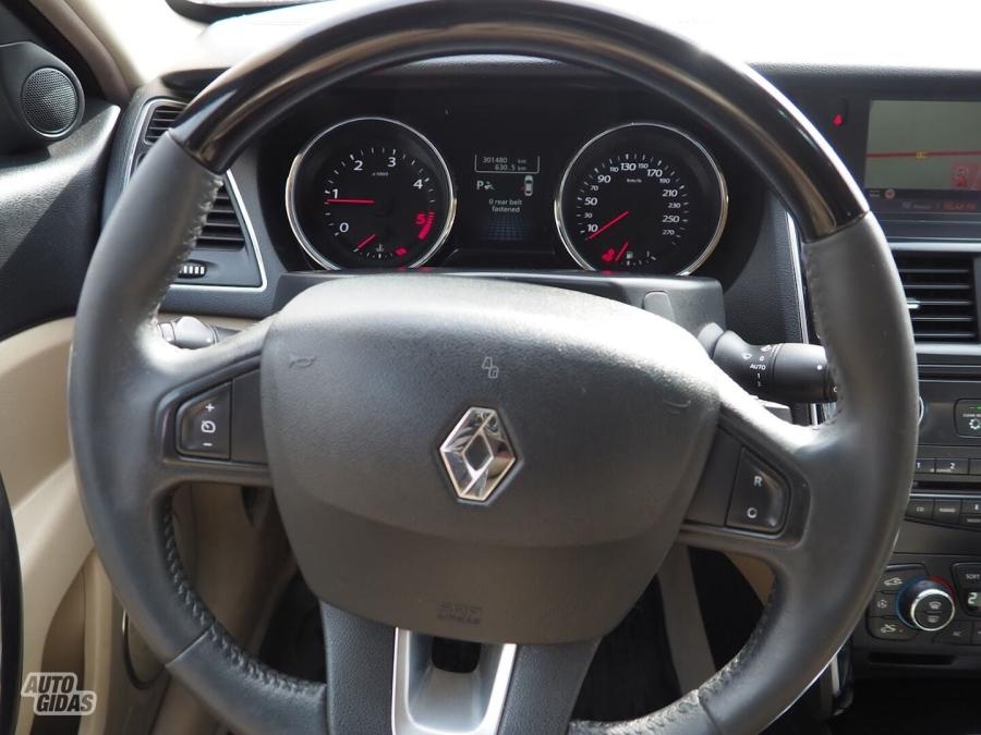 Grey Renault Latitude 2011 in Skuodas, with an engine capacity of 3.00 L and mileage of 316 thousand km for 4800 €, photo 13 on AUTOMOTO.COM.LV