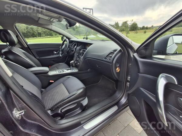 Grey Renault Latitude 2011 in Ogre, with an engine capacity of 2.00 L and mileage of 349 thousand km for 3000 €, photo 7 on AUTOMOTO.COM.LV