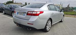 Pelēks Renault Latitude 2012 Tauragė, ar dzinēja tilpumu 2.00 L un nobraukumu 242 tūkst. km par 4100 €, foto 4 vietnē AUTOMOTO.COM.LV