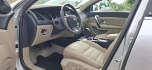 Pelēks Renault Latitude 2012 Tauragė, ar dzinēja tilpumu 2.00 L un nobraukumu 242 tūkst. km par 4100 €, foto 10 vietnē AUTOMOTO.COM.LV