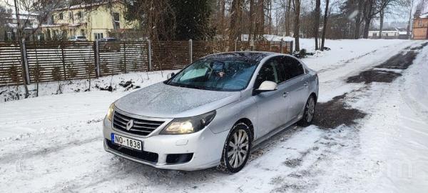 Pelēks Renault Latitude 2012 Ogre, ar dzinēja tilpumu 3.00 L un nobraukumu 260 tūkst. km par 4000 €, foto 1 vietnē AUTOMOTO.COM.LV