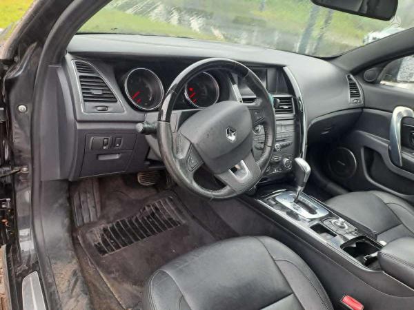 Grey Renault Latitude 2013 in Vilnius, with an engine capacity of 2.00 L and mileage of 300 thousand km for 3980 €, photo 1 on AUTOMOTO.COM.LV