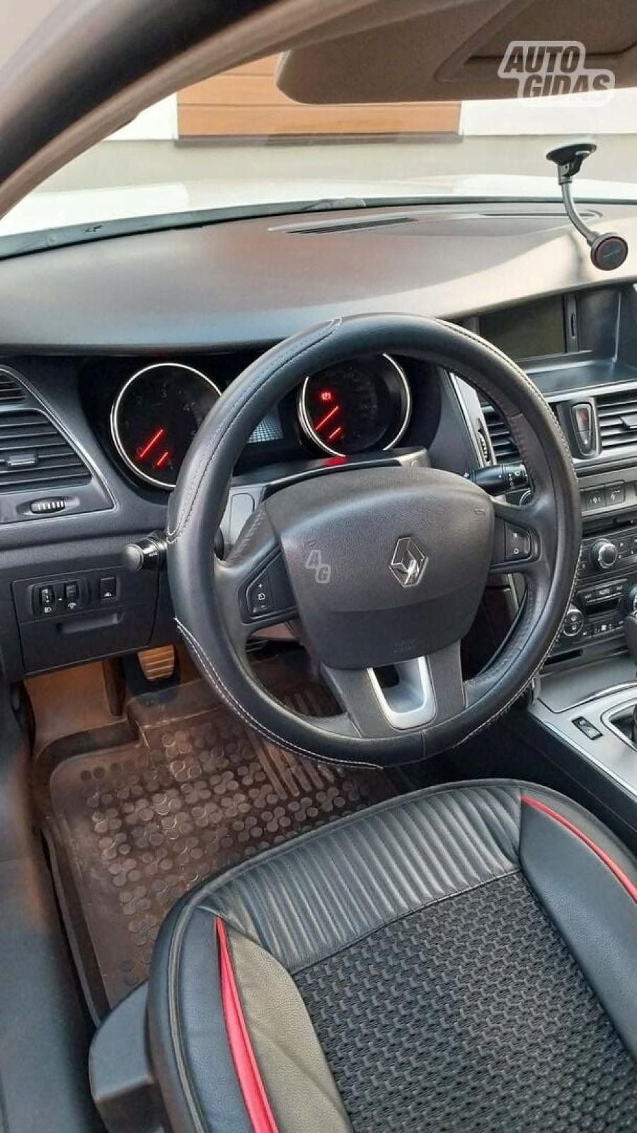 Renault Latitude 2012 Viļņa, ar dzinēja tilpumu 2.00 L un nobraukumu 400 tūkst. km par 4000 €, foto 12 vietnē AUTOMOTO.COM.LV