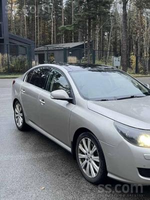 Yellow Renault Latitude 2011 in Riga, with an engine capacity of 3.00 L and mileage of 248 thousand km for 4200 €, photo 30 on AUTOMOTO.COM.LV
