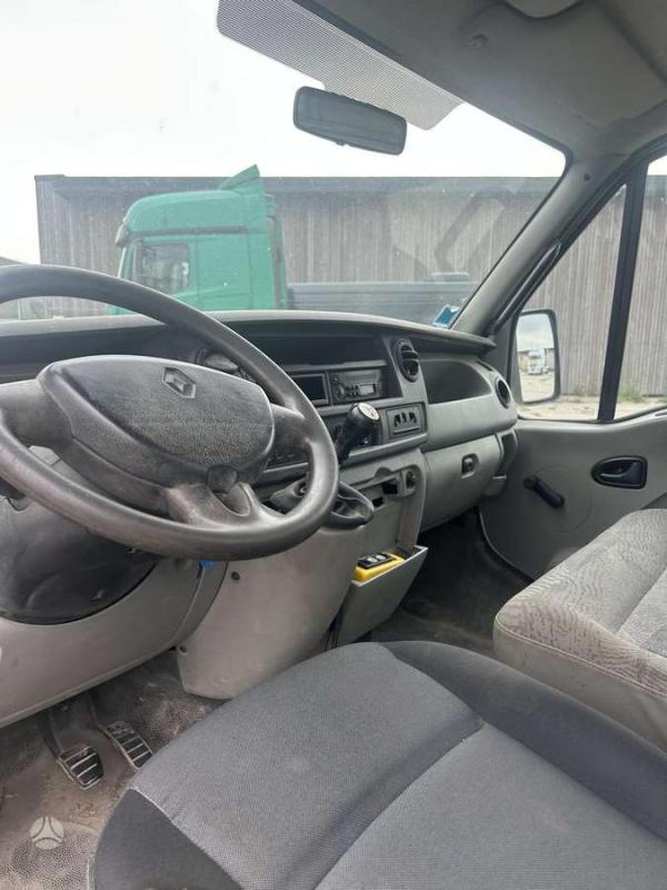White Renault Mascott 2007 in Kaunas, with an engine capacity of 3.00 L and mileage of 148 thousand km for 7800 €, photo 10 on AUTOMOTO.COM.LV