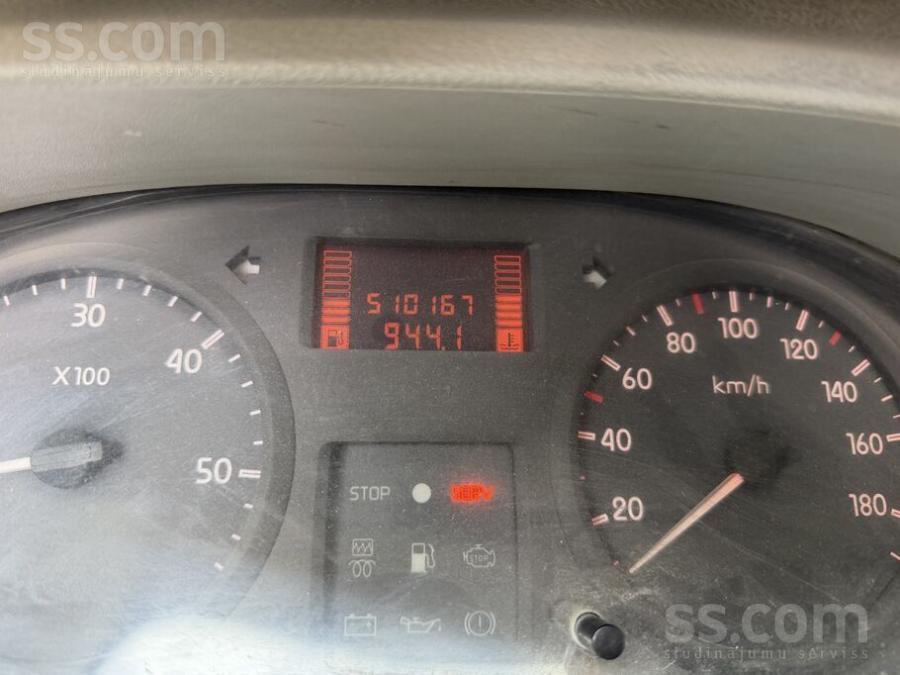 Melns Renault Master 2005 Jelgava, ar dzinēja tilpumu 2.50 L un nobraukumu 510 tūkst. km par 2900 €, foto 13 vietnē AUTOMOTO.COM.LV