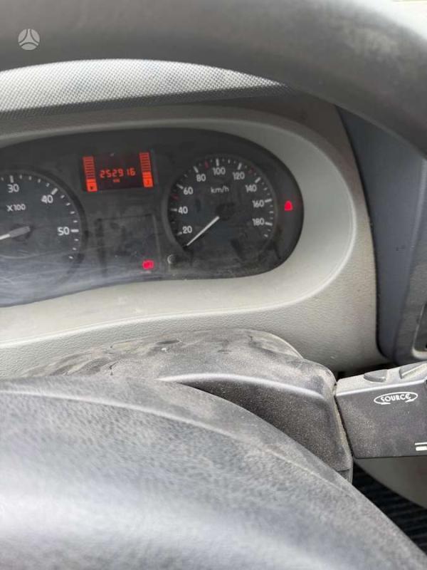 Melns Renault Master 2009 Viļņa, ar dzinēja tilpumu 2.46 L un nobraukumu 253 tūkst. km par 3950 €, foto 10 vietnē AUTOMOTO.COM.LV
