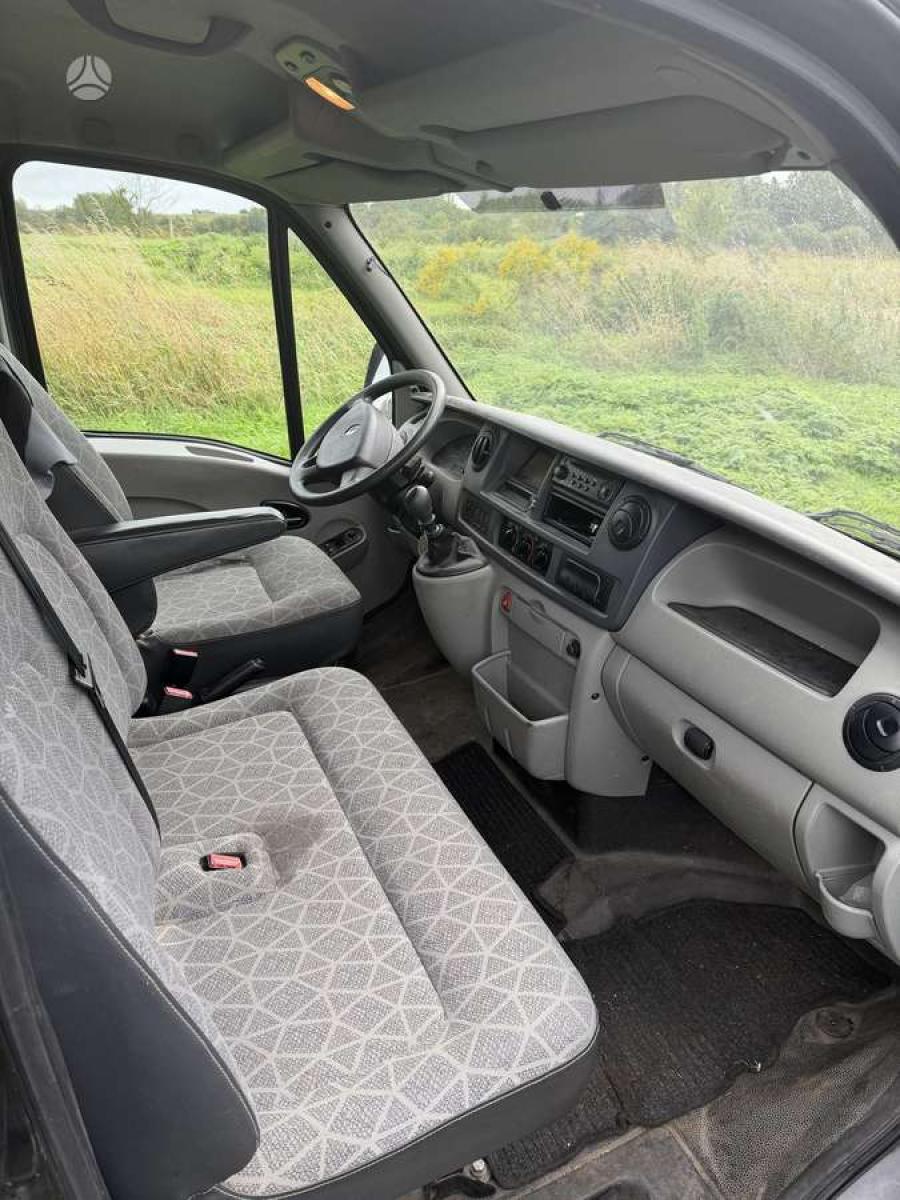 Melns Renault Master 2009 Viļņa, ar dzinēja tilpumu 2.46 L un nobraukumu 253 tūkst. km par 3950 €, foto 12 vietnē AUTOMOTO.COM.LV