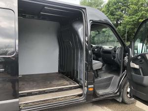 Melns Renault Master 2016 Klaipėda, ar dzinēja tilpumu 2.30 L un nobraukumu 248 tūkst. km par 8900 €, foto 15 vietnē AUTOMOTO.COM.LV