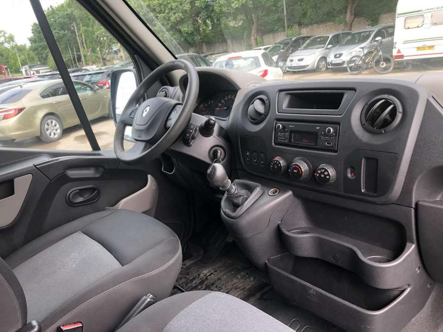 Melns Renault Master 2016 Klaipėda, ar dzinēja tilpumu 2.30 L un nobraukumu 248 tūkst. km par 8900 €, foto 17 vietnē AUTOMOTO.COM.LV