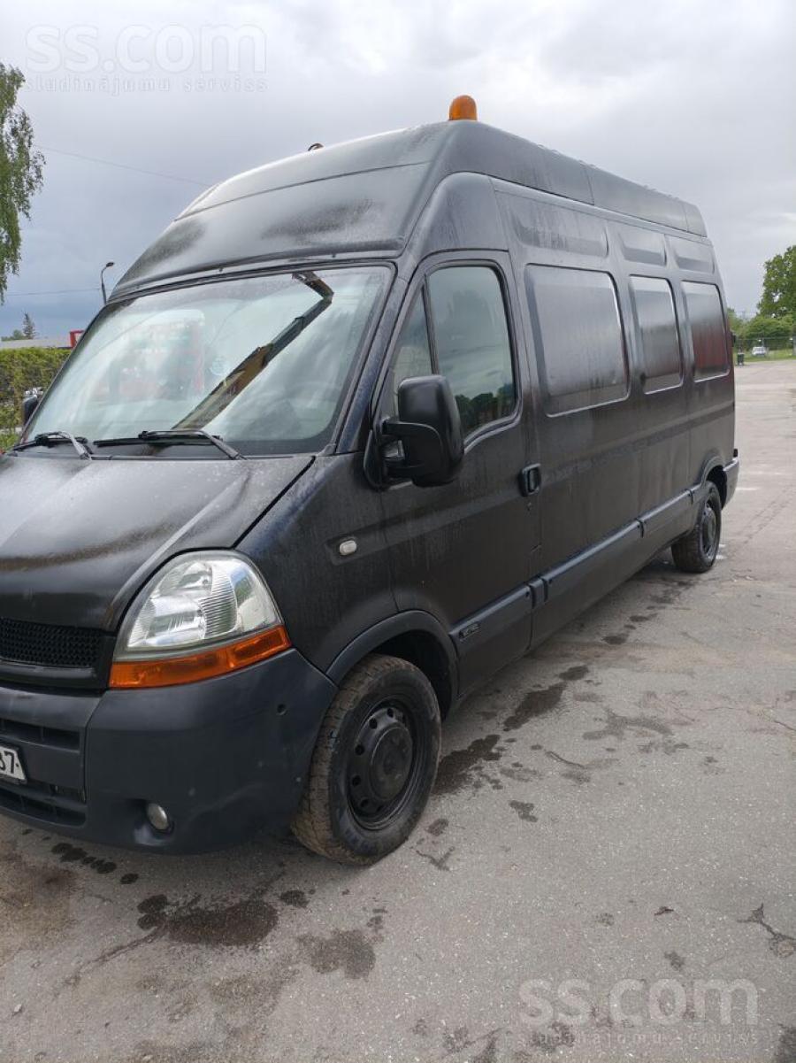 Black Renault Master 2005 in Riga, with an engine capacity of 3.00 L and mileage of 0 thousand km for 2300 €, photo 1 on AUTOMOTO.COM.LV