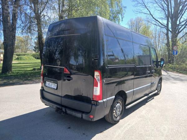 Black Renault Master 2011 in Ogre, with an engine capacity of 2.30 L and mileage of 255 thousand km for 5700 €, photo 5 on AUTOMOTO.COM.LV