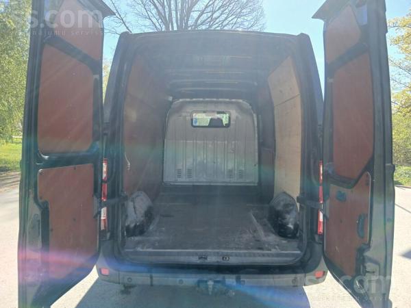 Black Renault Master 2011 in Ogre, with an engine capacity of 2.30 L and mileage of 255 thousand km for 5700 €, photo 9 on AUTOMOTO.COM.LV