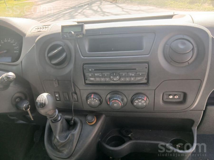 Melns Renault Master 2011 Ogre, ar dzinēja tilpumu 2.30 L un nobraukumu 255 tūkst. km par 5700 €, foto 14 vietnē AUTOMOTO.COM.LV