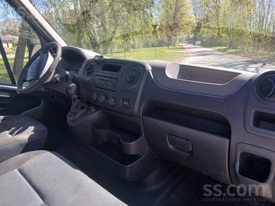 Melns Renault Master 2011 Ogre, ar dzinēja tilpumu 2.30 L un nobraukumu 255 tūkst. km par 5700 €, foto 15 vietnē AUTOMOTO.COM.LV