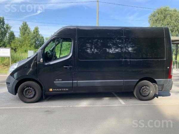 Black Renault Master 2014 in Riga, with an engine capacity of 2.30 L and mileage of 321 thousand km for 6750 €, photo 5 on AUTOMOTO.COM.LV
