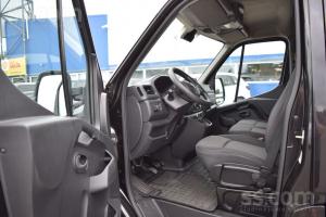 Black Renault Master 2023 in Riga, with an engine capacity of 2.30 L and mileage of 453 thousand km for 17100 €, photo 4 on AUTOMOTO.COM.LV