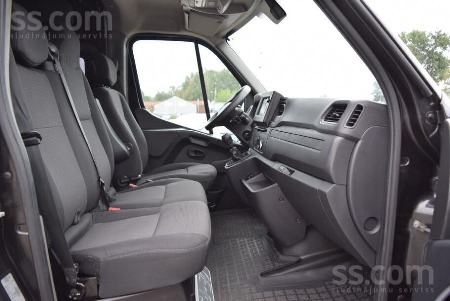 Black Renault Master 2023 in Riga, with an engine capacity of 2.30 L and mileage of 453 thousand km for 17100 €, photo 13 on AUTOMOTO.COM.LV