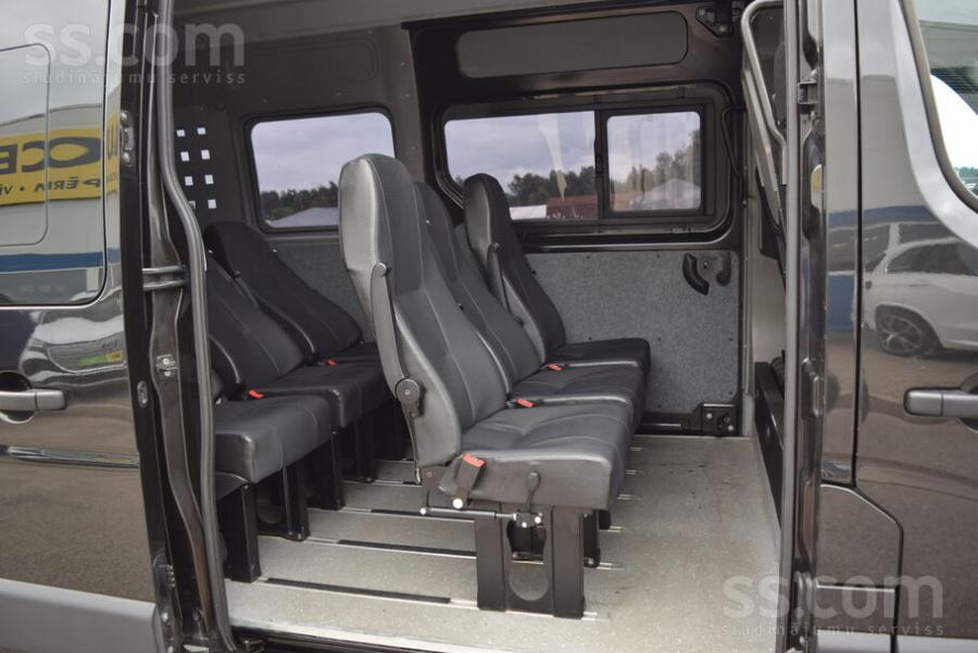 Black Renault Master 2023 in Riga, with an engine capacity of 2.30 L and mileage of 453 thousand km for 17100 €, photo 14 on AUTOMOTO.COM.LV