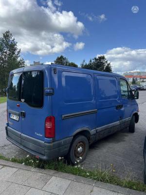 Zils Renault Master 1999 Viļņa, ar dzinēja tilpumu 2.50 L un nobraukumu 239 tūkst. km par 950 €, foto 5 vietnē AUTOMOTO.COM.LV