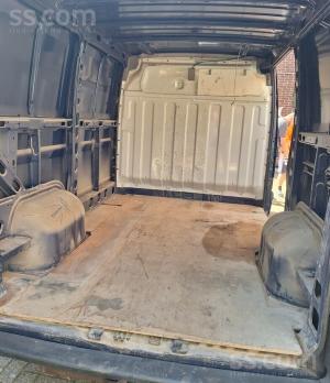 Zils Renault Master 2009 Daugavpils, ar dzinēja tilpumu 2.50 L un nobraukumu 176 tūkst. km par 6900 €, foto 24 vietnē AUTOMOTO.COM.LV