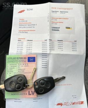 Zils Renault Master 2009 Daugavpils, ar dzinēja tilpumu 2.50 L un nobraukumu 176 tūkst. km par 6900 €, foto 25 vietnē AUTOMOTO.COM.LV