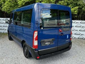 Blue Renault Master 2012 in Vilnius, with an engine capacity of 2.30 L and mileage of 310 thousand km for 7300 €, photo 9 on AUTOMOTO.COM.LV