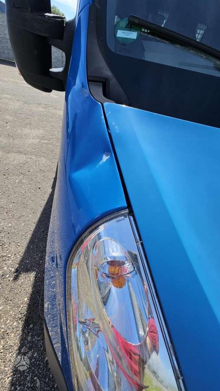 Blue Renault Master 2015 in Marijampole, with an engine capacity of 2.30 L and mileage of 309 thousand km for 7900 €, photo 19 on AUTOMOTO.COM.LV
