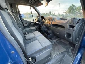 Blue Renault Master 2015 in Panevezys, with an engine capacity of 2.30 L and mileage of 208 thousand km for 12500 €, photo 12 on AUTOMOTO.COM.LV