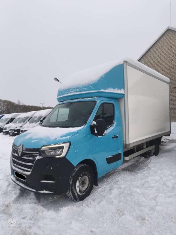 Blue Renault Master 2020 in Taurage, with an engine capacity of 2.30 L and mileage of 206 thousand km for 12500 €, photo 2 on AUTOMOTO.COM.LV