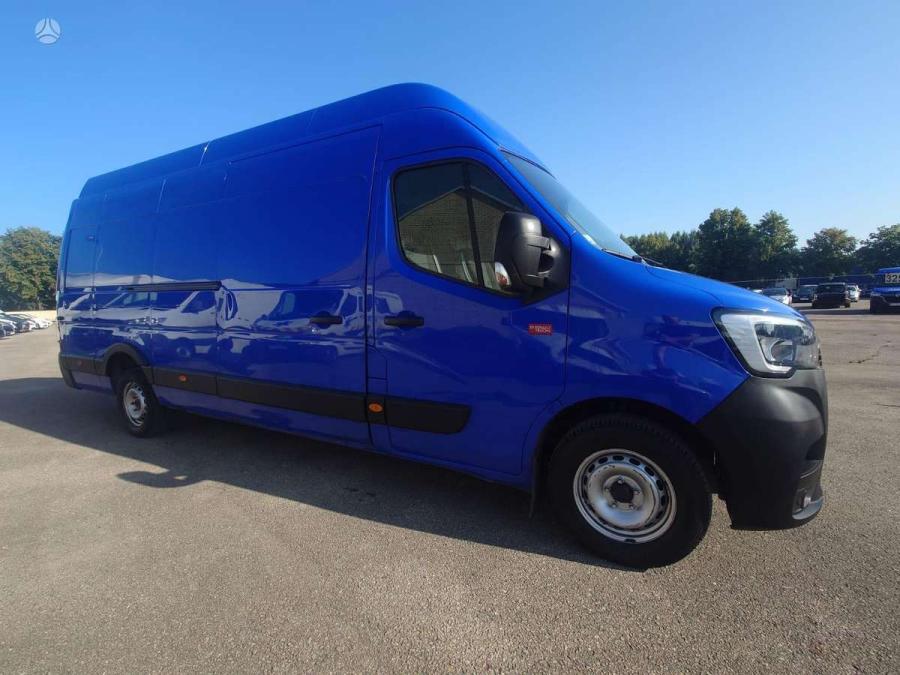 Blue Renault Master 2021 in Taurage, with an engine capacity of 2.30 L and mileage of 250 thousand km for 10527 €, photo 3 on AUTOMOTO.COM.LV