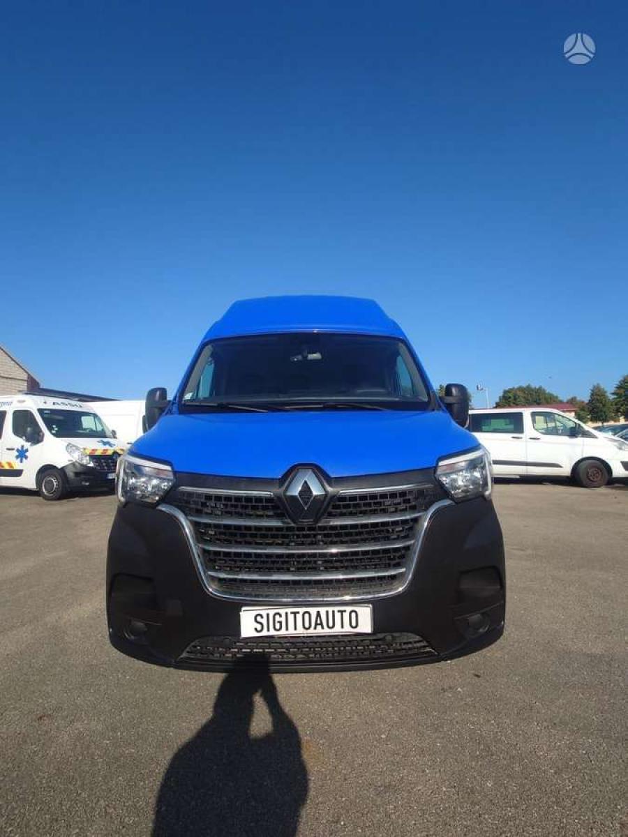 Blue Renault Master 2021 in Taurage, with an engine capacity of 2.30 L and mileage of 250 thousand km for 10527 €, photo 5 on AUTOMOTO.COM.LV