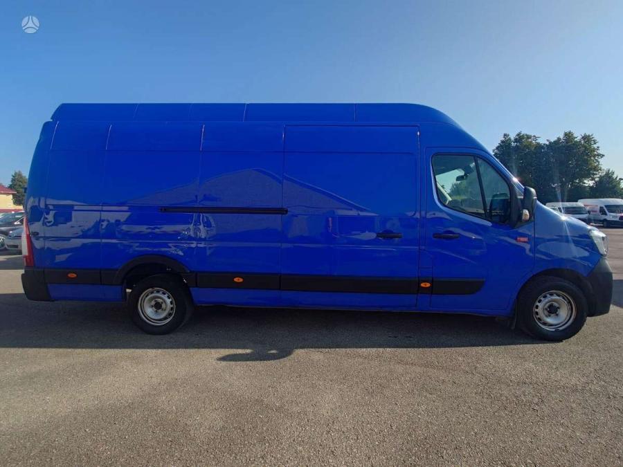 Blue Renault Master 2021 in Taurage, with an engine capacity of 2.30 L and mileage of 250 thousand km for 10527 €, photo 7 on AUTOMOTO.COM.LV