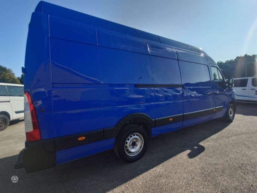 Blue Renault Master 2021 in Taurage, with an engine capacity of 2.30 L and mileage of 250 thousand km for 10527 €, photo 9 on AUTOMOTO.COM.LV