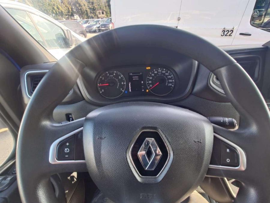 Blue Renault Master 2021 in Taurage, with an engine capacity of 2.30 L and mileage of 250 thousand km for 10527 €, photo 17 on AUTOMOTO.COM.LV