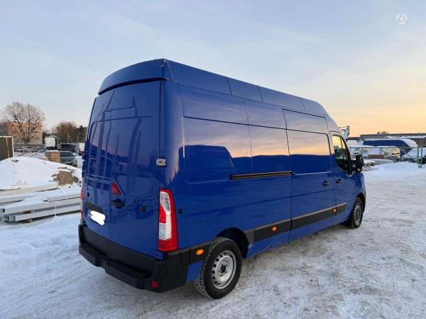 Blue Renault Master 2022 in Kaunas, with an engine capacity of 2.30 L and mileage of 265 thousand km for 10800 €, photo 3 on AUTOMOTO.COM.LV