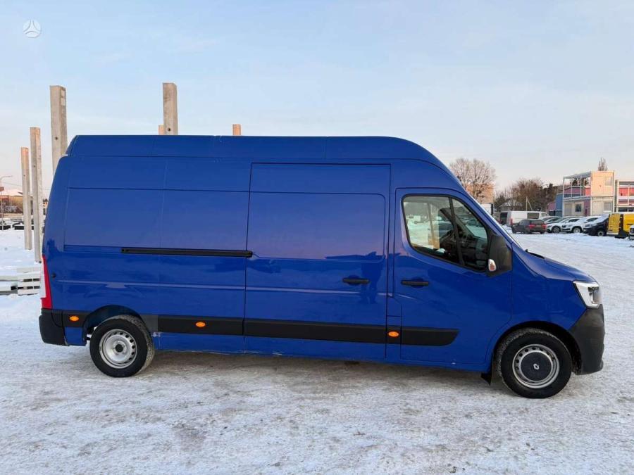 Blue Renault Master 2022 in Kaunas, with an engine capacity of 2.30 L and mileage of 265 thousand km for 10800 €, photo 5 on AUTOMOTO.COM.LV