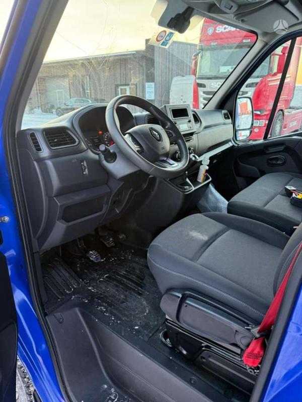 Blue Renault Master 2022 in Kaunas, with an engine capacity of 2.30 L and mileage of 265 thousand km for 10800 €, photo 11 on AUTOMOTO.COM.LV