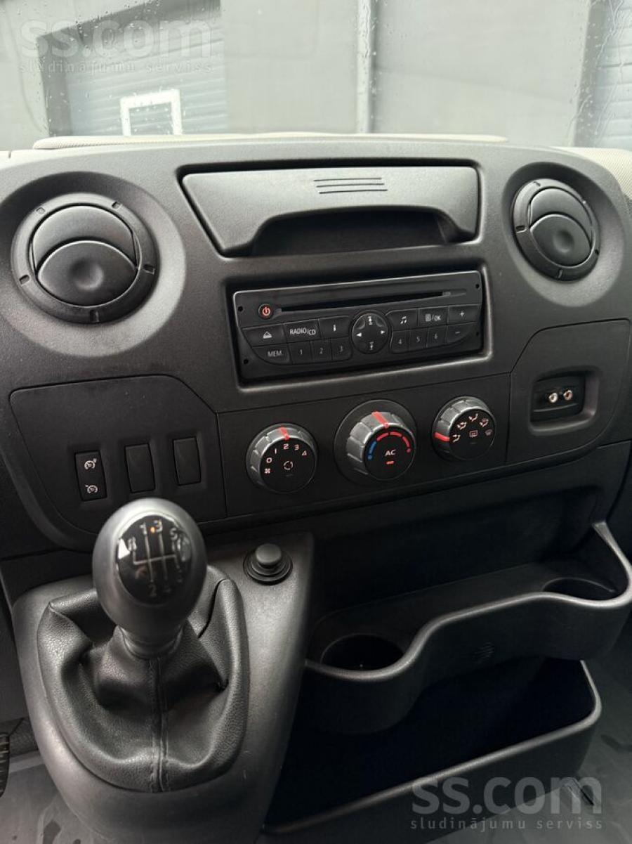 Blue Renault Master 2011 in Valka, with an engine capacity of 2.30 L and mileage of 167 thousand km for 7999 €, photo 26 on AUTOMOTO.COM.LV