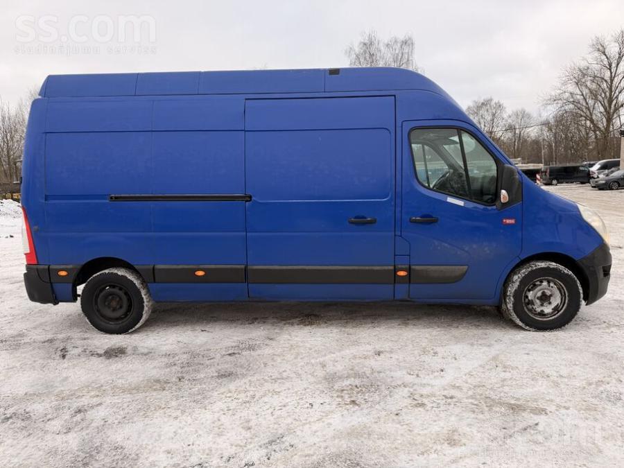 Blue Renault Master 2017 in Riga, with an engine capacity of 2.30 L and mileage of 309 thousand km for 5900 €, photo 5 on AUTOMOTO.COM.LV