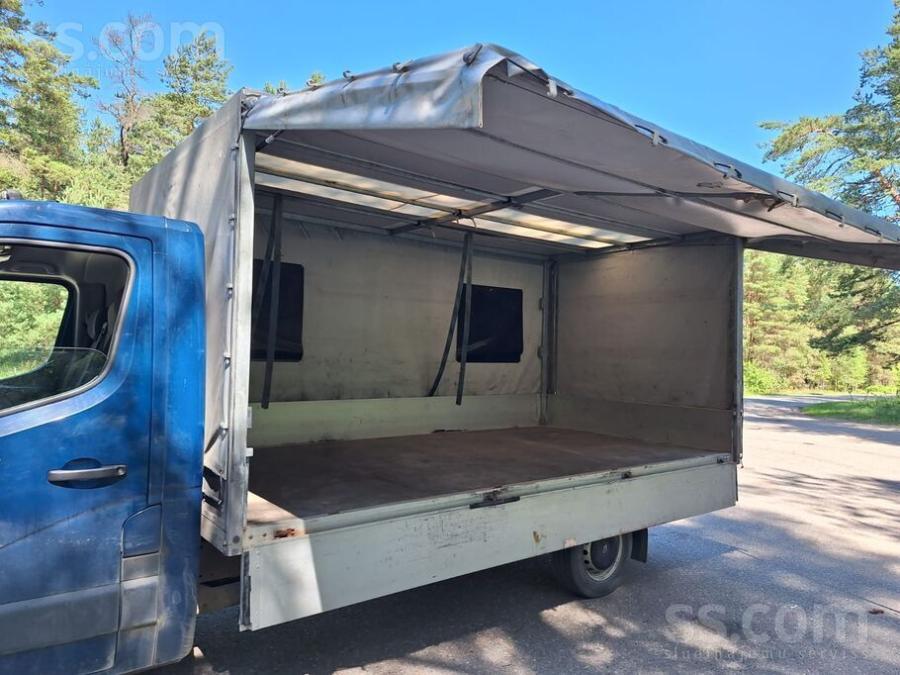Blue Renault Master 2018 in Daugavpils, with an engine capacity of 2.30 L and mileage of 174 thousand km for 15900 €, photo 12 on AUTOMOTO.COM.LV