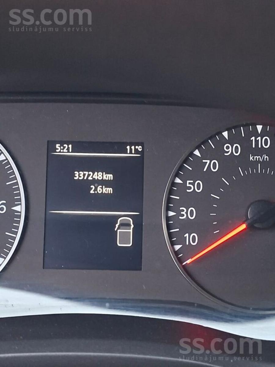 Blue Renault Master 2020 in Balvi, with an engine capacity of 2.30 L and mileage of 340 thousand km for 16200 €, photo 13 on AUTOMOTO.COM.LV